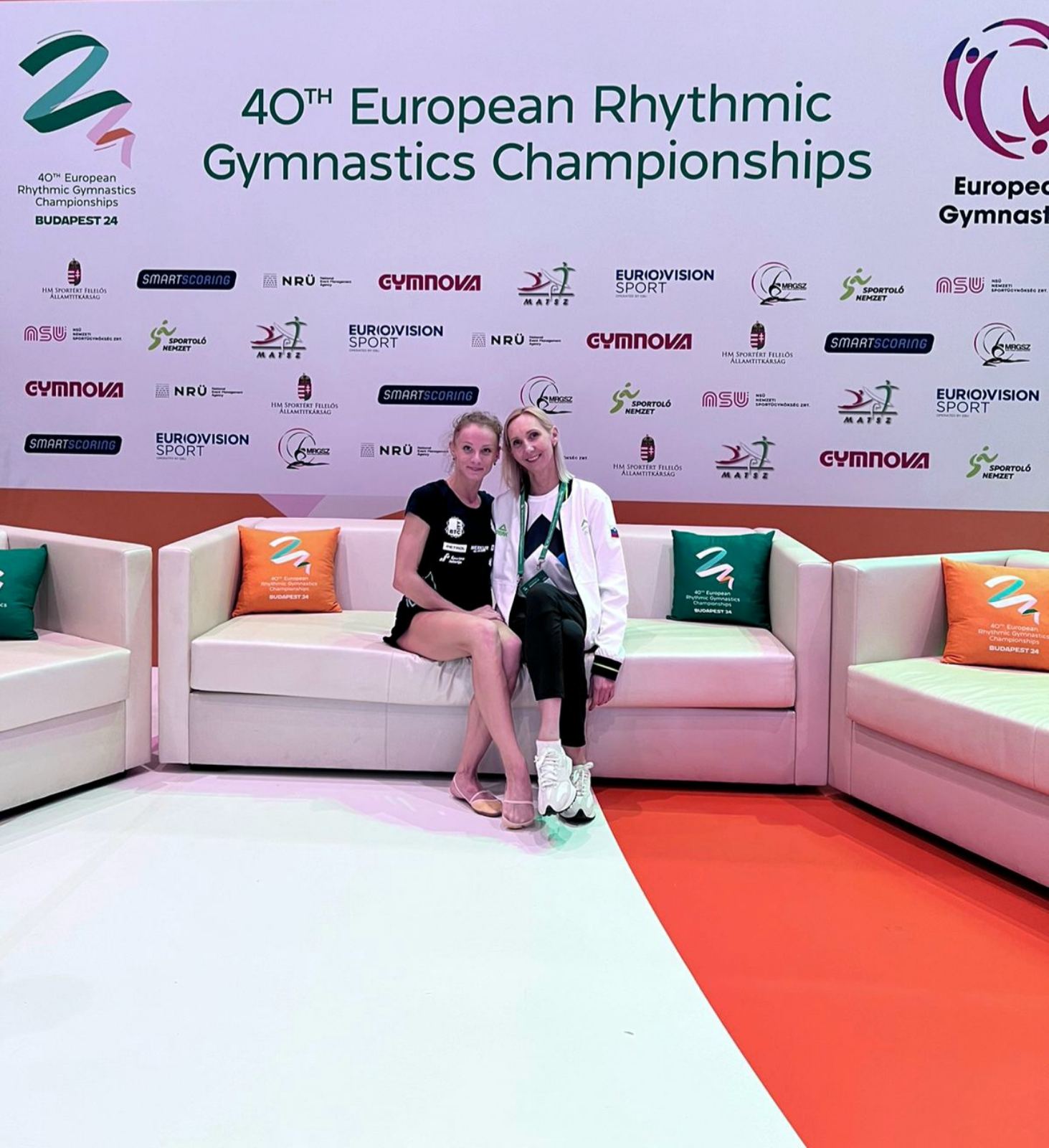 Katja z obročem v nedeljski finale – Gimnastična zveza Slovenije